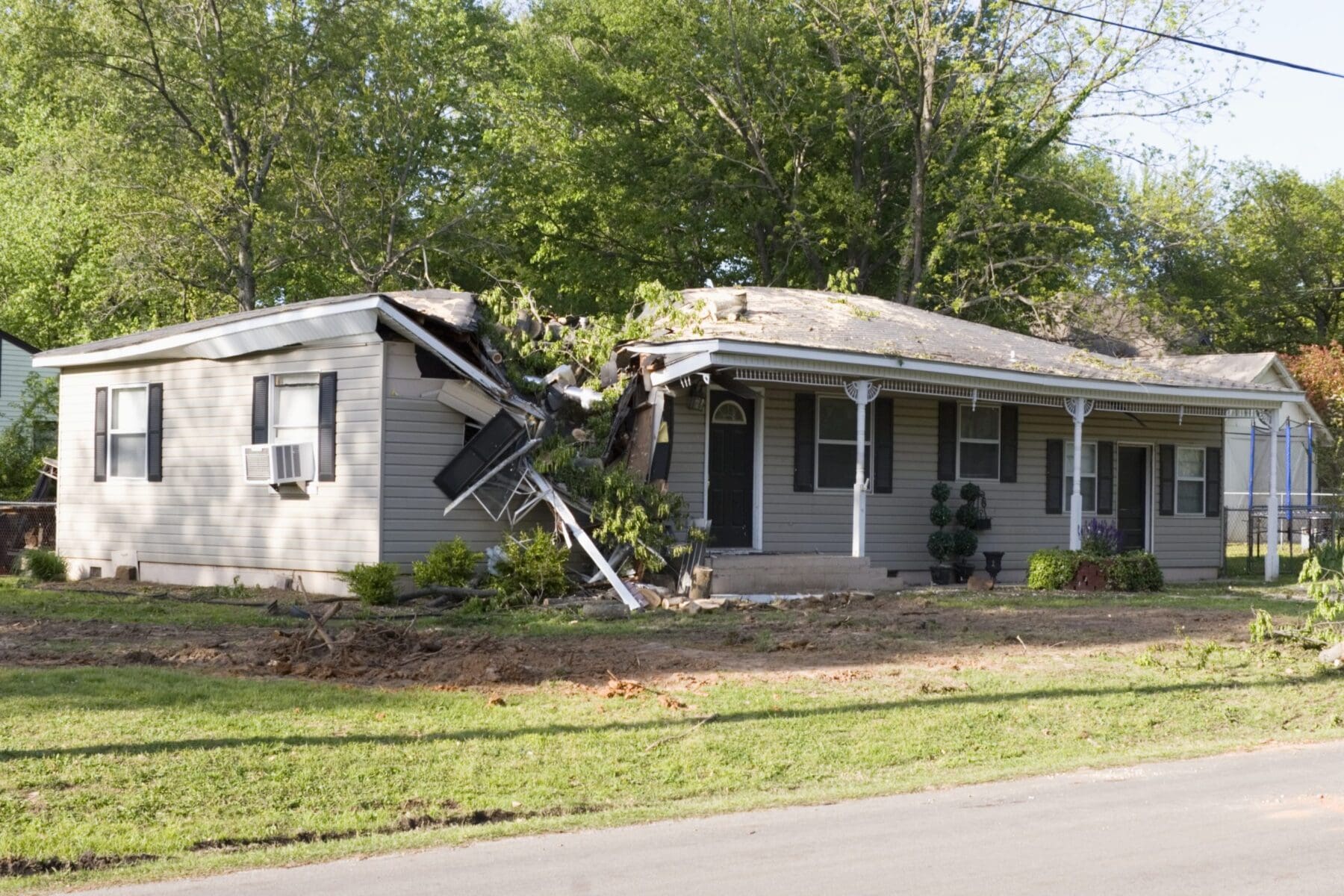 Filing An Insurance Claim For Wind Damage | Sierra Restoration